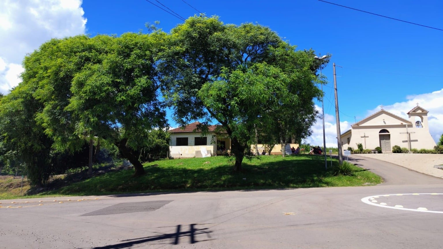 Prefeitura e Funai preparam reunião após ocupação indígena em escola de ...